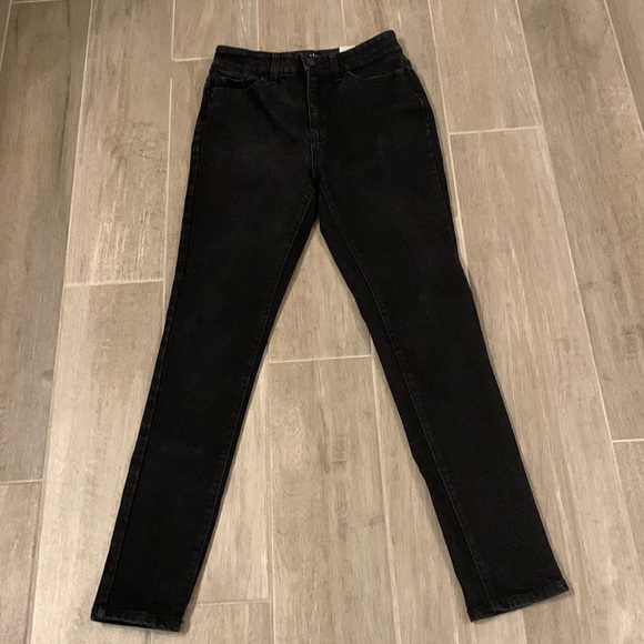 Time and Tru | Jeans | Time And Tru Black Skinny Jeans Size 6 | Poshmark